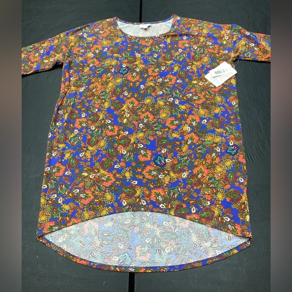 LuLaRoe | Tops | Brand New Lularoe Shirt | Poshmark